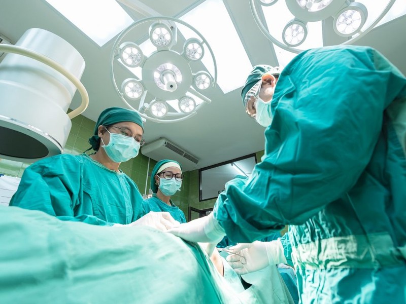 Procedimiento de eliminación quirurgica de esperma